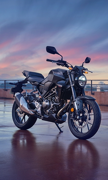 Buy the New Honda CB300R in the UAE | Honda UAE