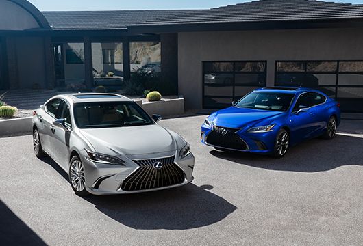 ES 300h vs ES 350: Difference Between ES 300h And ES 350 | Lexus UAE