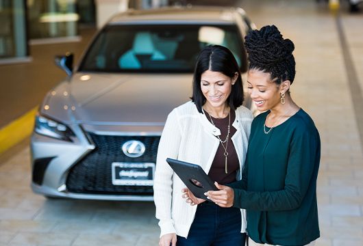 How to Choose the Right Car Finance | Lexus