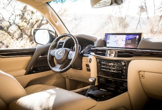 The Resale Value of Pre-Owned Lexus Vehicles in the UAE | Lexus