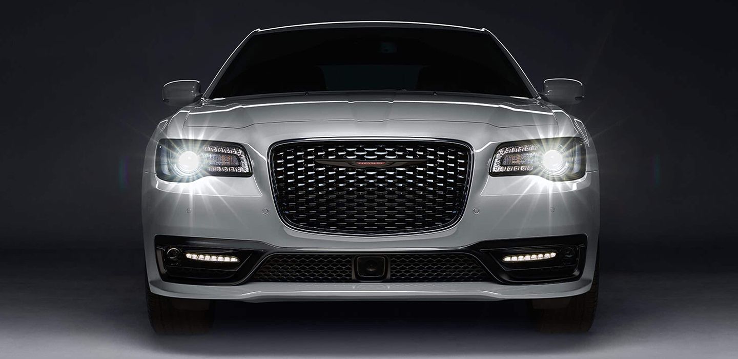 Buy New and Used Chrysler Cars in The United Arab Emirates | Chrysler