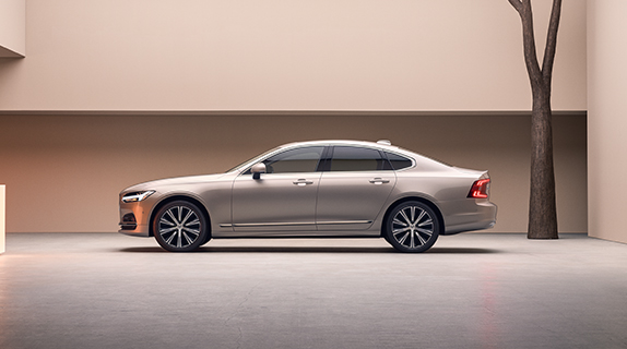 Volvo Offers - New Cars, Used Cars & Services Offers | Volvo UAE