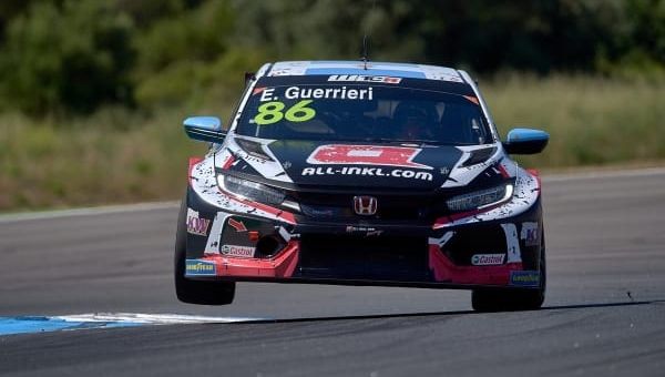 First win for Tassi puts Civic Type R TCR on top of the world | Honda