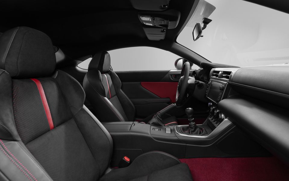 The New Toyota GR86 2024 2.4L for Sale - Price & Specs | Toyota UAE