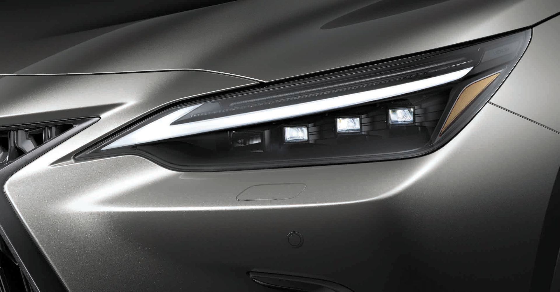 The brand new Lexus NX Hybrid 2022