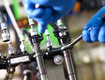 Lexus Fuel Injector Cleaning Service | Lexus UAE